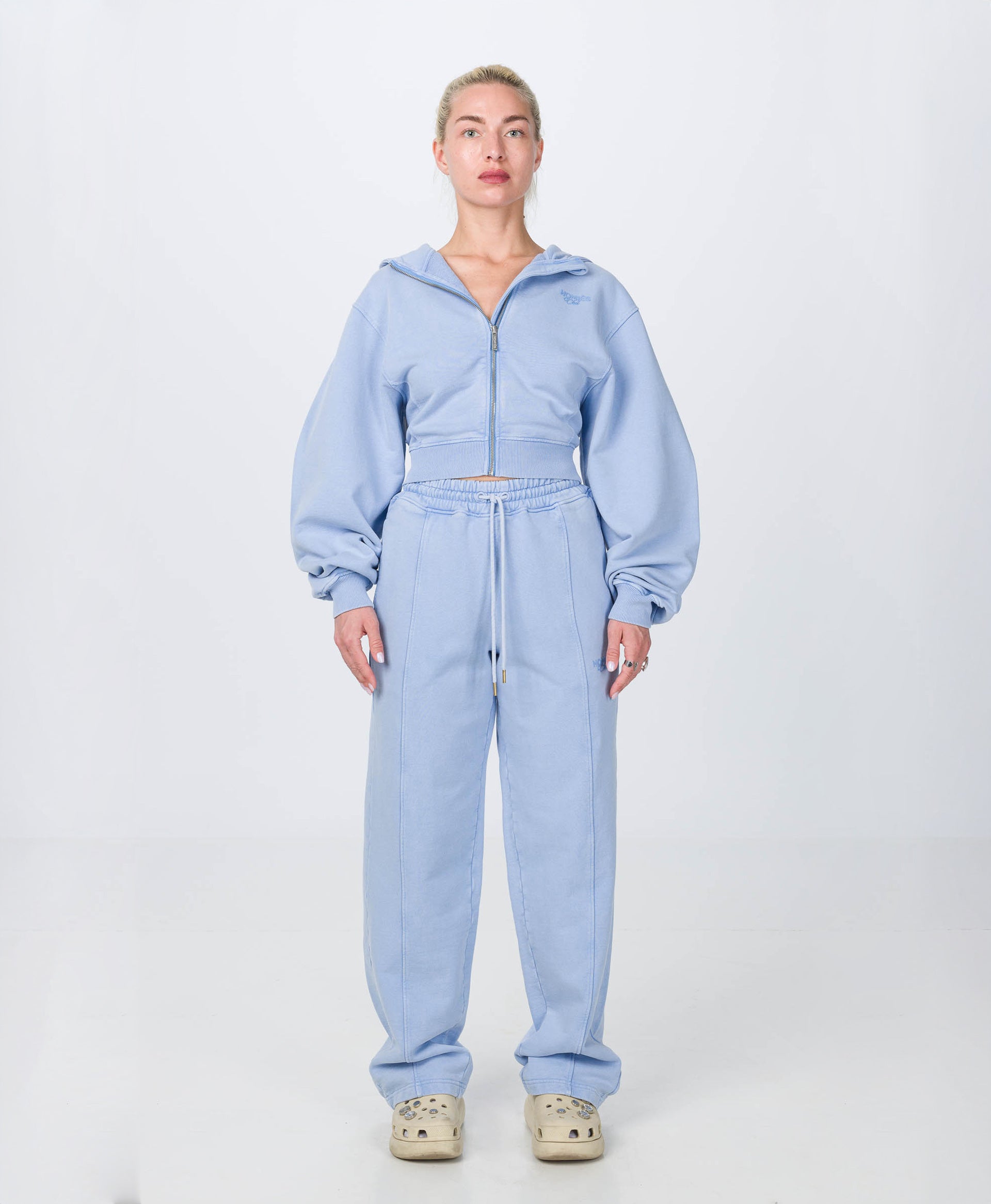 HOMIÉS CLUB WOMAN PANTS LIGHT BLUE – HOMIESMARBELLA